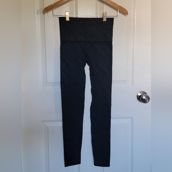 SPANX | Pants & Jumpsuits | Spanx Look At Me Now Seamless Leggings Blue ...